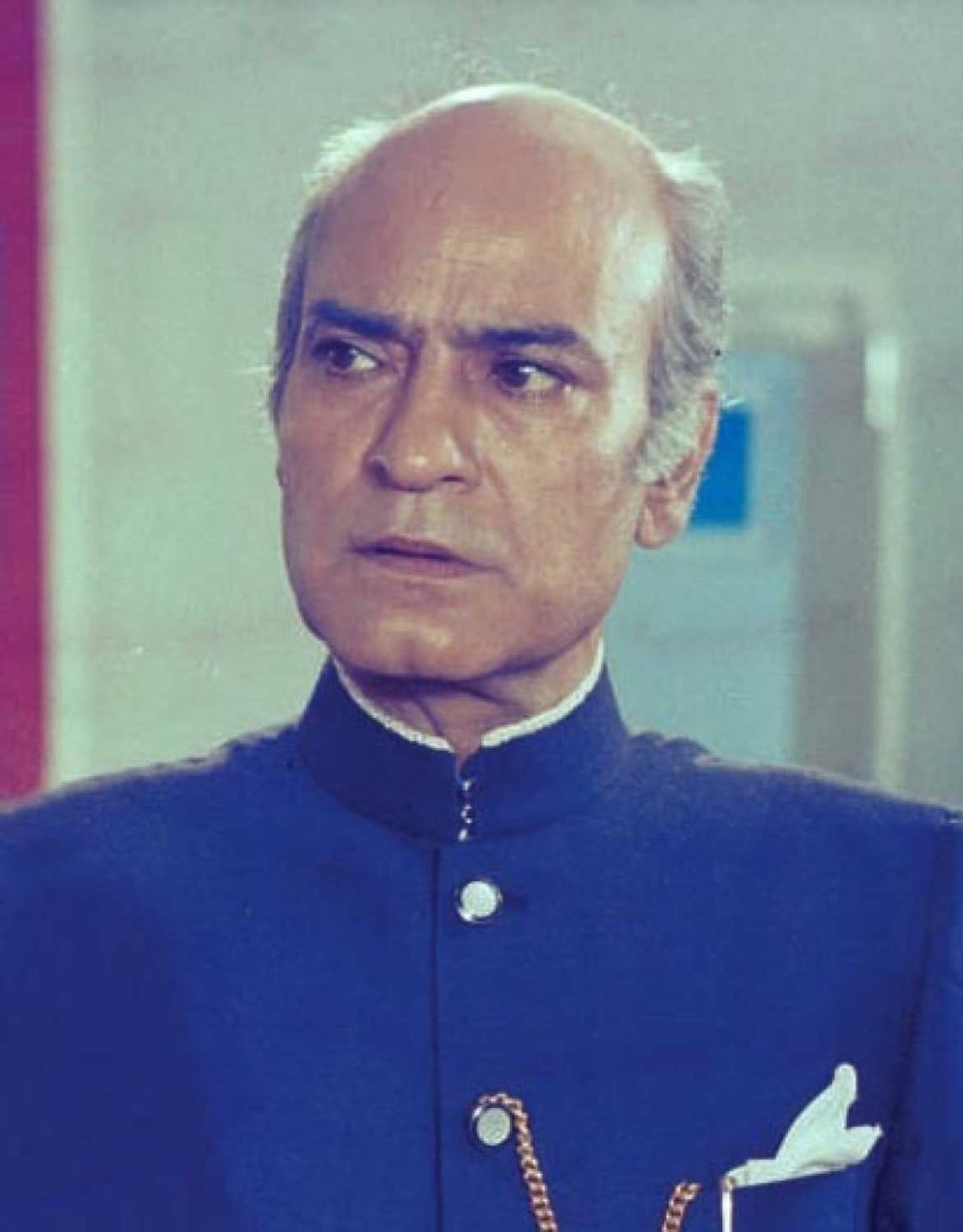 6 Bollywood Actors Who Tragically Died Poor & Broke; Went From Riches ...