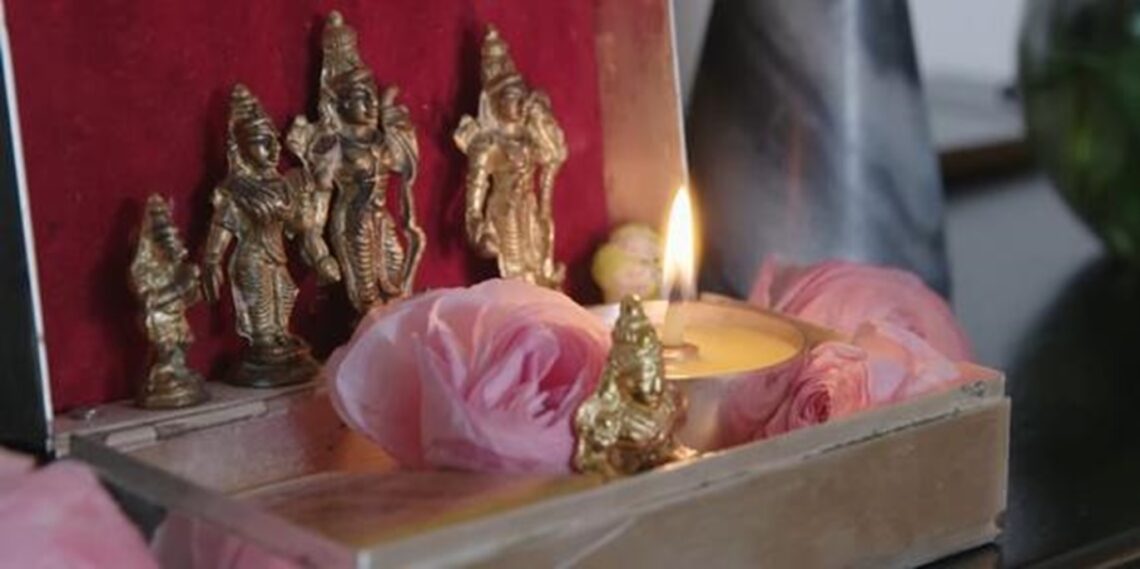 Ram Charan Carried Temple With Him To Oscars; Internet Reacts