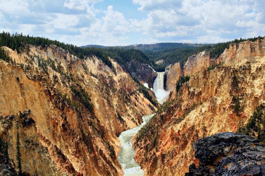 14 Best Movies Featuring Yellowstone National Park