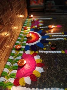 50 Rangoli Designs For Diwali To Brighten Your Home In Style (2023)
